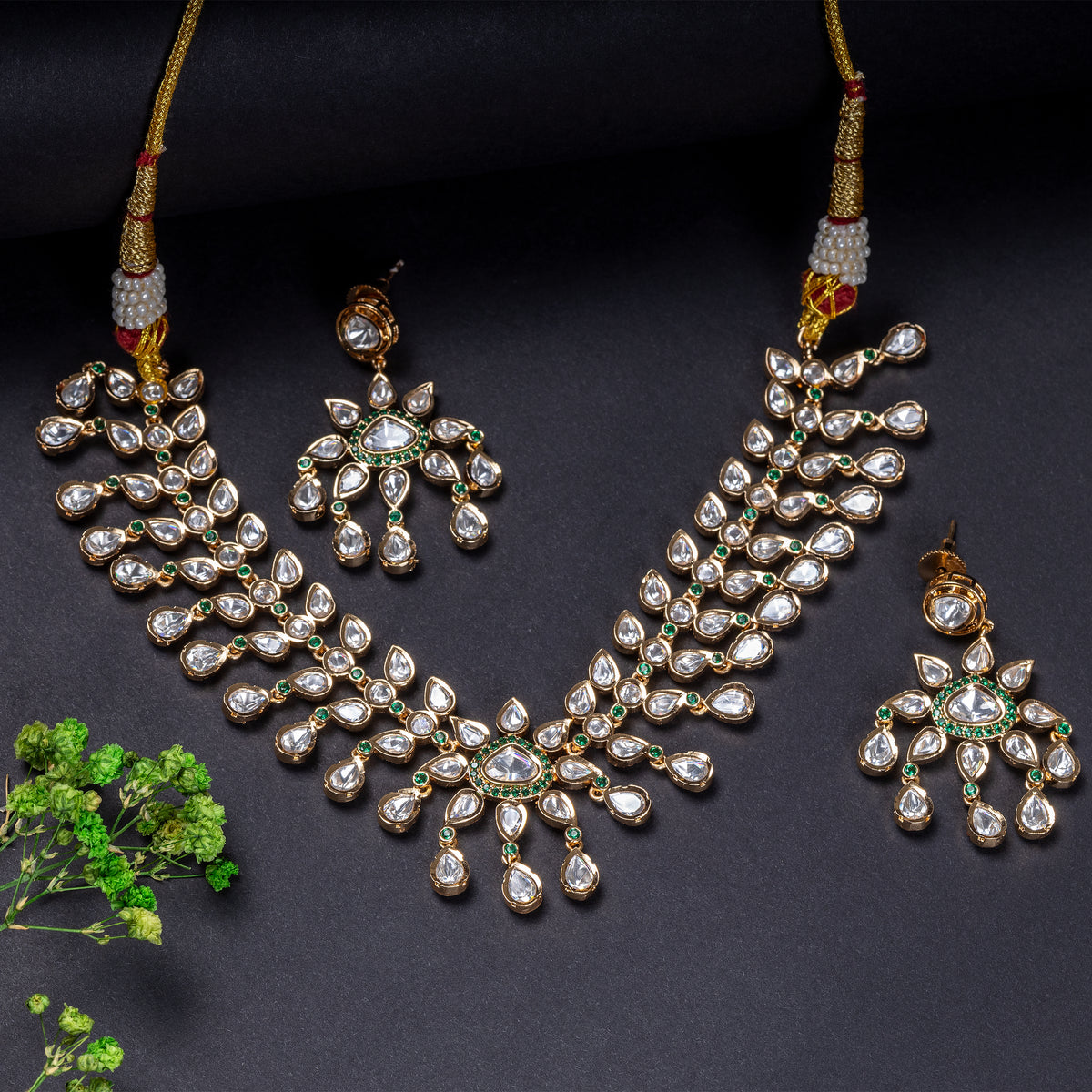 "Green Radiance Jewelry"-Nooré Regalia Green Radiance-Mivanaa – Mivanaa – Premium Jewelry Brand